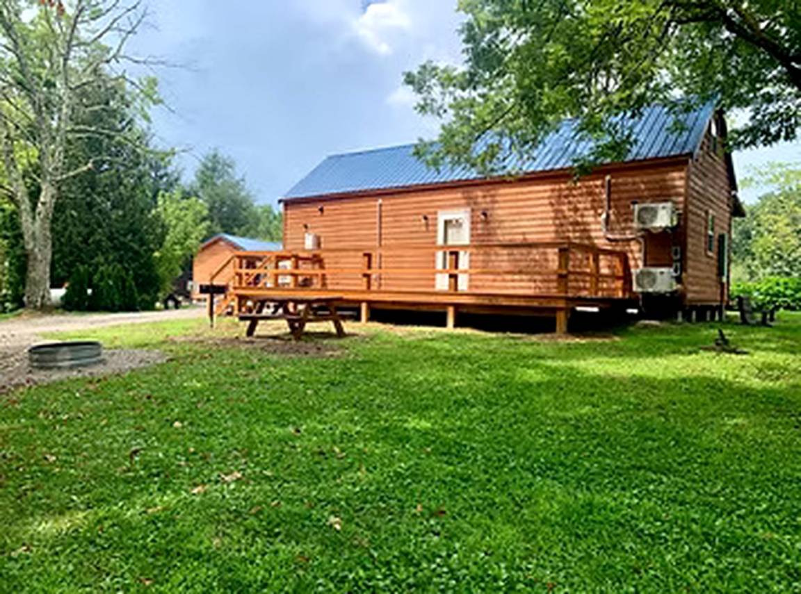 Casa ∙ 1 Habitación ∙ 8 Huéspedes - Jamestown, TN