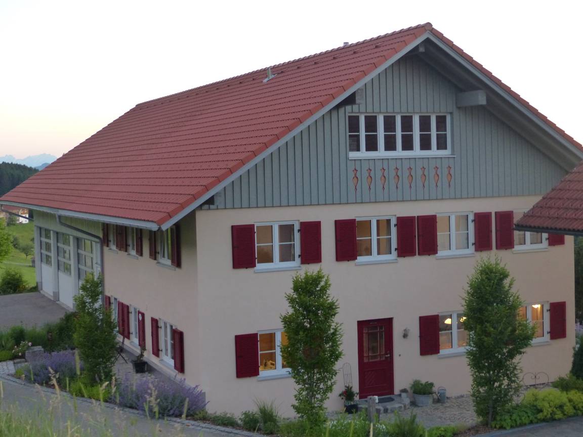 170 M² Ferienhaus ∙ 3 Schlafzimmer ∙ 8 Gäste - Stiefenhofen