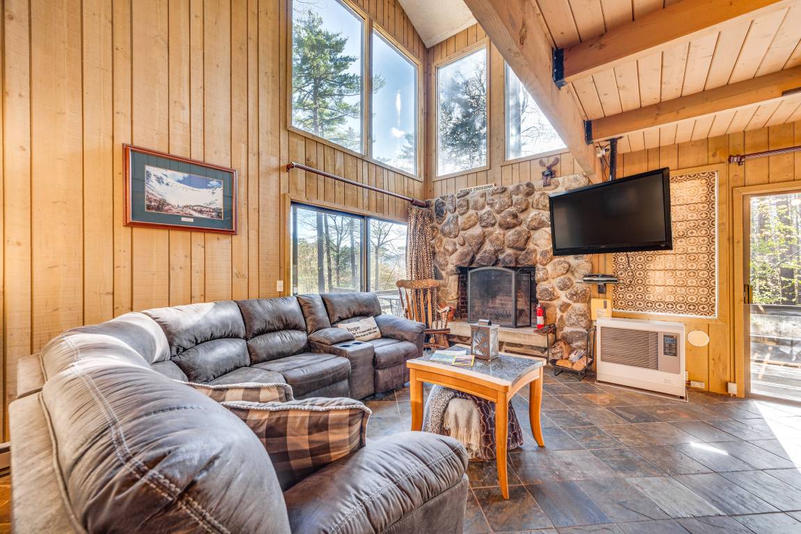 222 M² Apartment ∙ 3 Bedrooms ∙ 10 Guests - Conway, NH