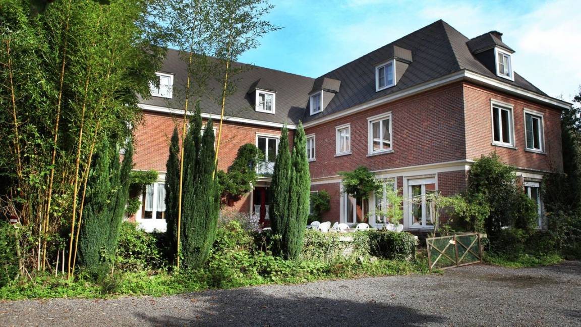 400 M² Appartement ∙ 10 Slaapkamers ∙ 12 Gasten - Aalter
