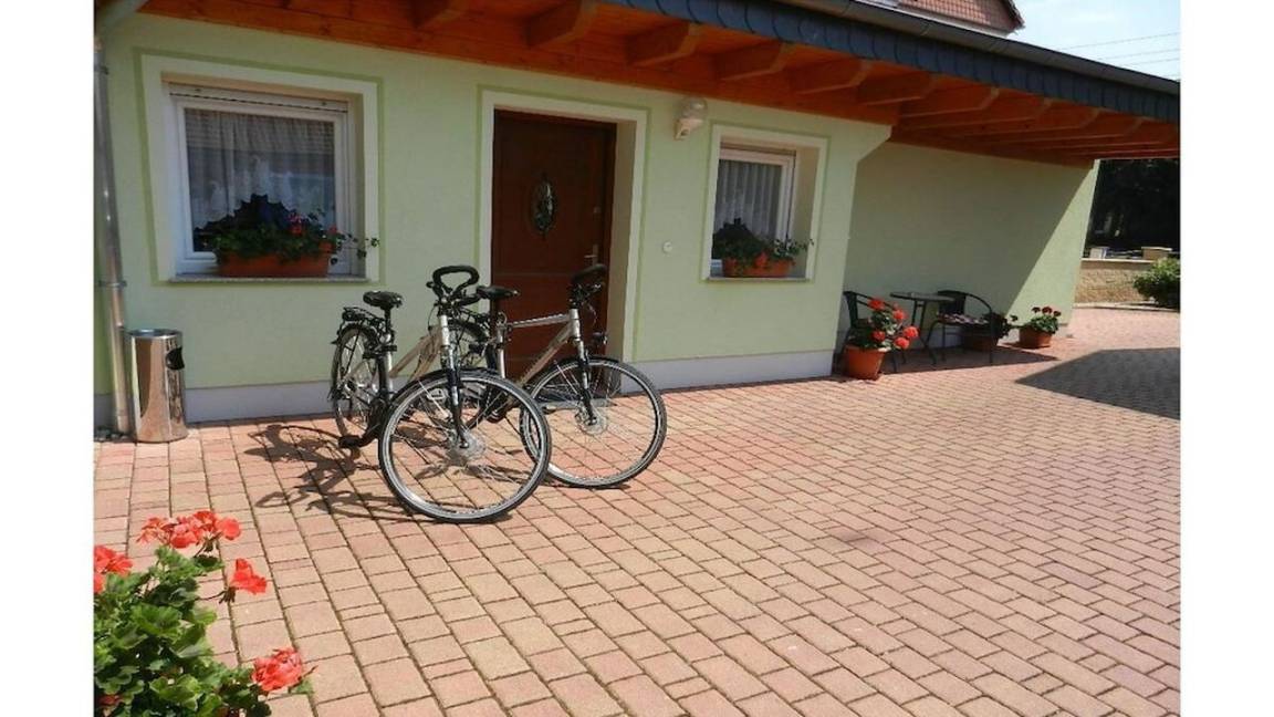 32 M² Ferienhaus ∙ 1 Schlafzimmer ∙ 2 Gäste - Dresden