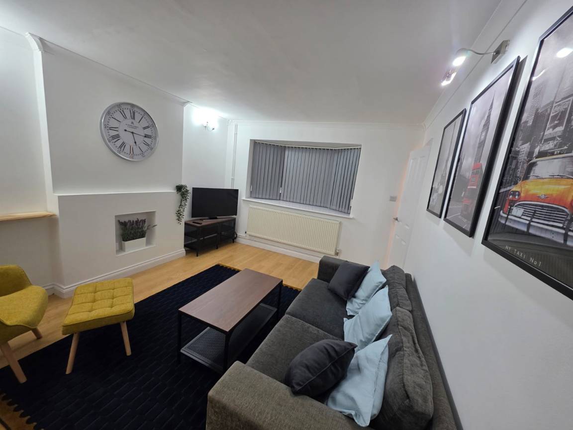 Cottage ∙ 3 Bedrooms ∙ 6 Guests - Leicester