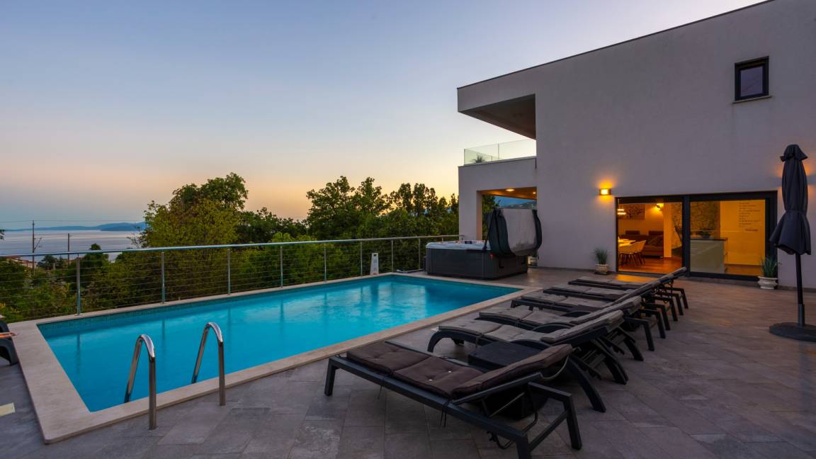 160 M² Villa ∙ 4 Chambres ∙ 8 Personnes - Rijeka