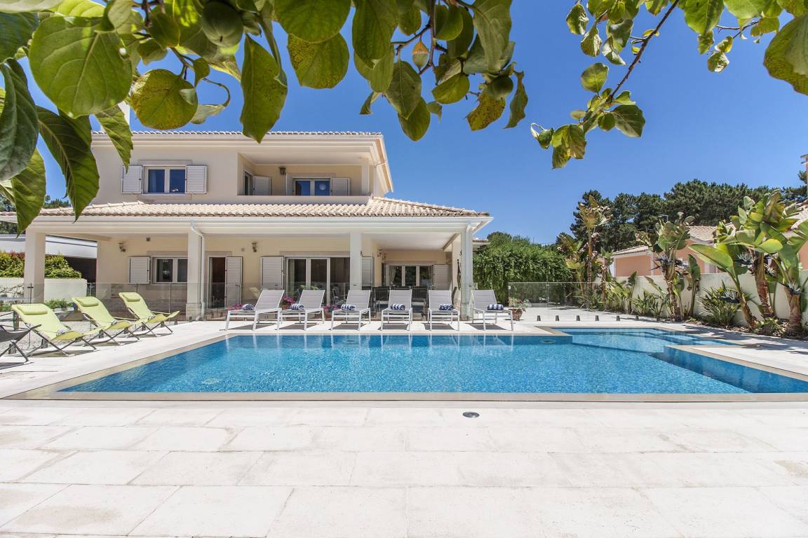 220 M² Villa ∙ 5 Slaapkamers ∙ 10 Gasten - Amora