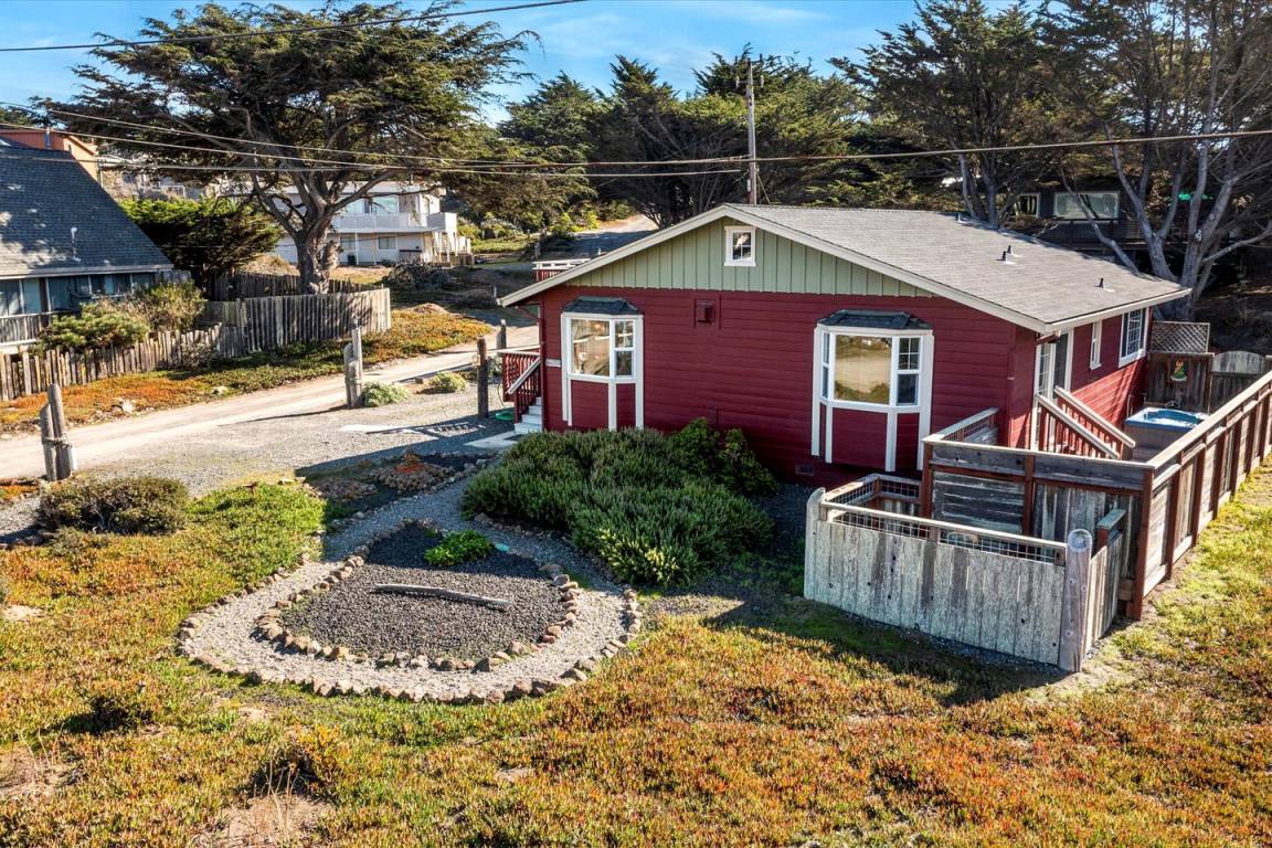 House ∙ 2 Bedrooms ∙ 8 Guests - Bodega Bay, CA