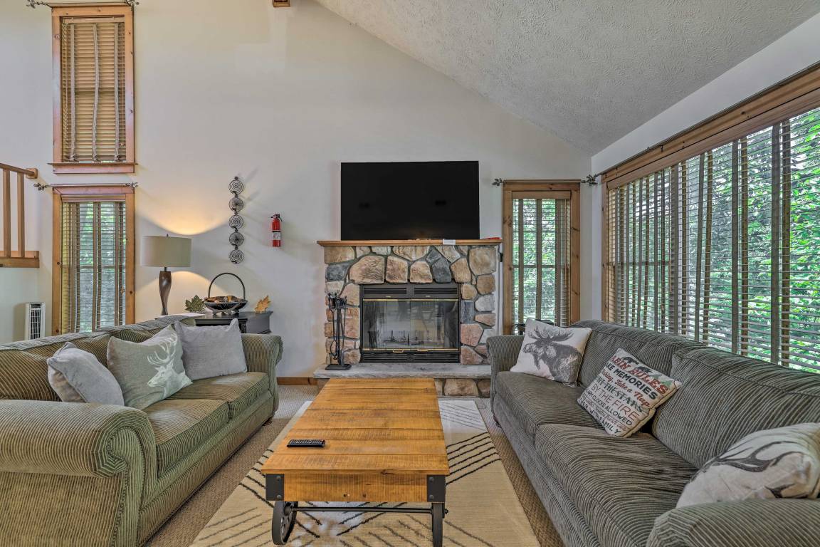 204 M² Apartment ∙ 3 Bedrooms ∙ 8 Guests - Tannersville, PA