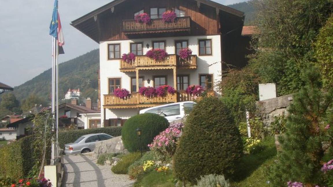 32 M² Ferienwohnung ∙ 1 Schlafzimmer ∙ 2 Gäste - Rottach-Egern