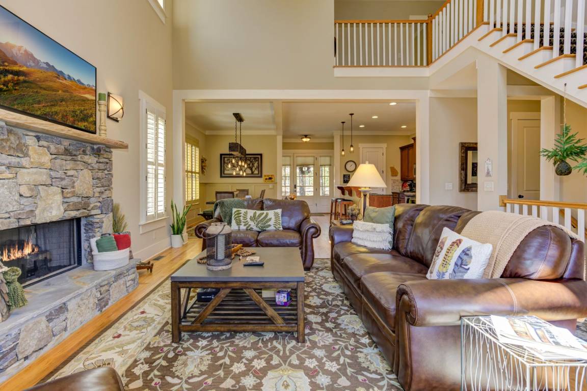 279 M² House ∙ 4 Bedrooms ∙ 9 Guests - Georgia, GA