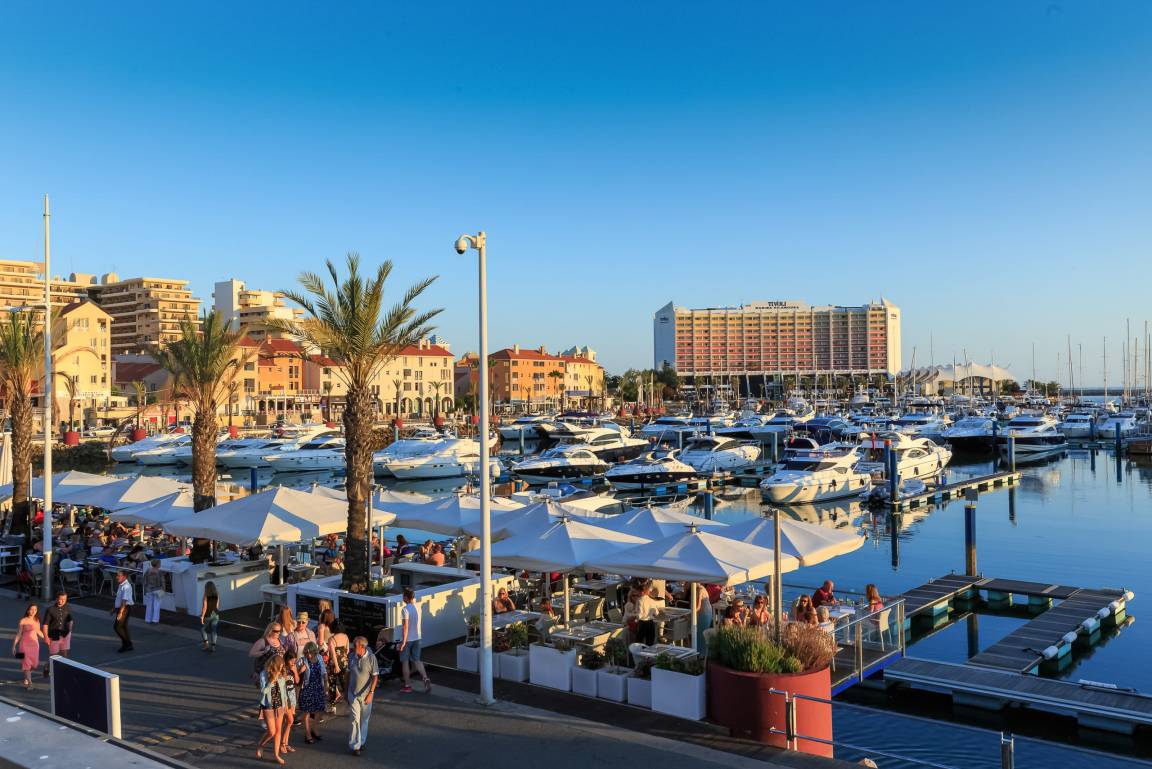 100 M² Appartement ∙ 2 Chambres ∙ 4 Personnes - Vilamoura