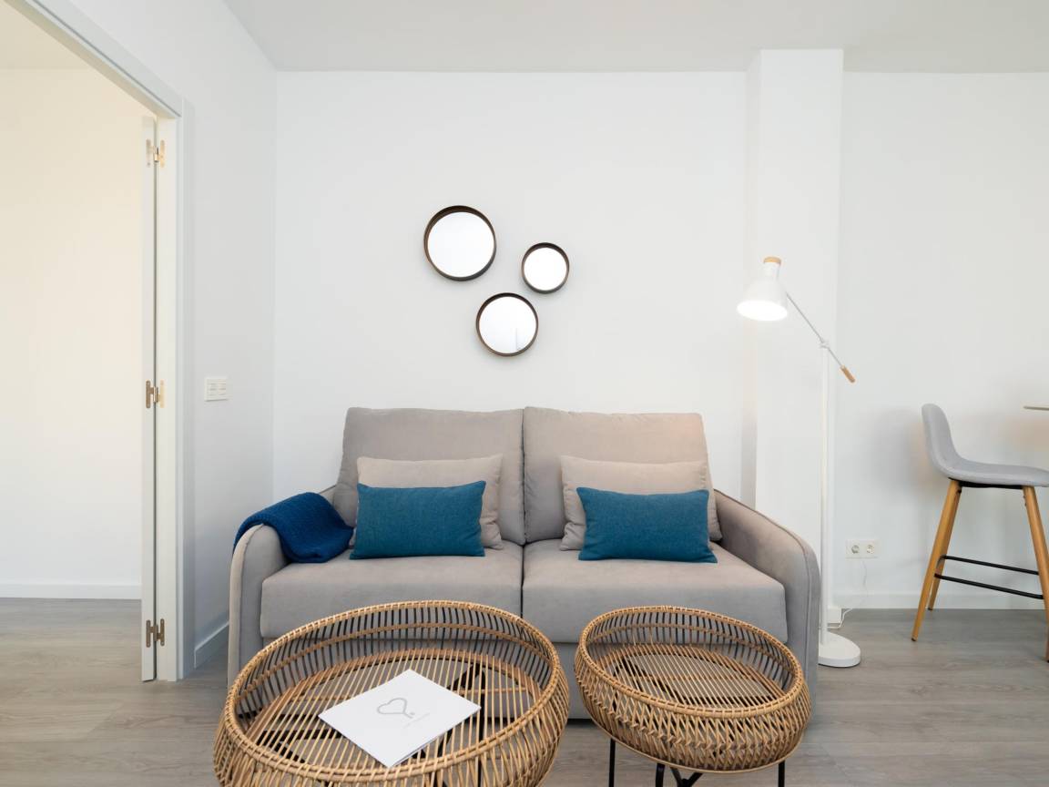 60 M² Ferienwohnung ∙ 2 Schlafzimmer ∙ 4 Gäste - Málaga