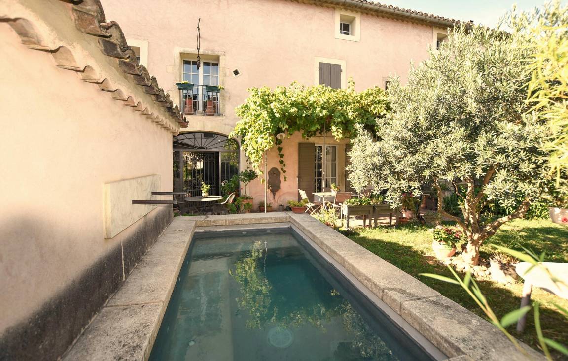 67 M² Ferienwohnung ∙ 2 Schlafzimmer ∙ 4 Gäste - Avignon