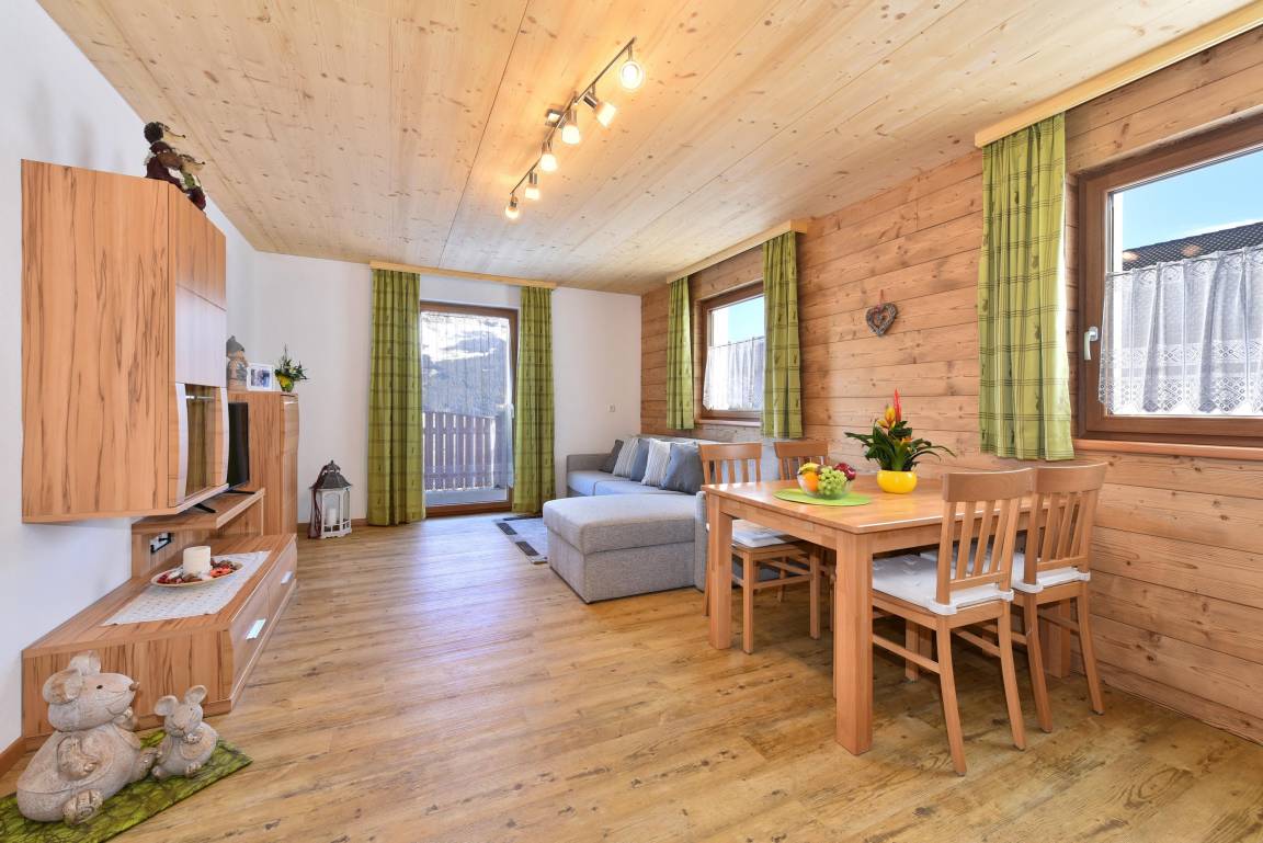 65 M² Ferienwohnung ∙ 2 Schlafzimmer ∙ 6 Gäste - Ridnaun