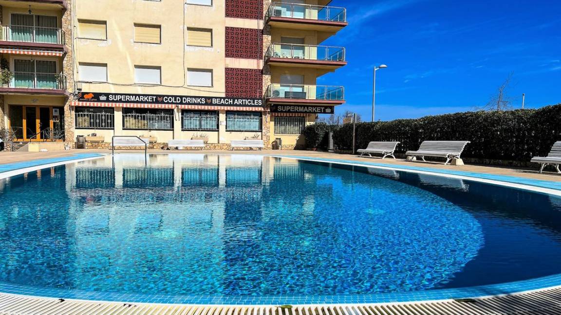 70 M² Ferienwohnung ∙ 2 Schlafzimmer ∙ 4 Gäste - Pineda de Mar