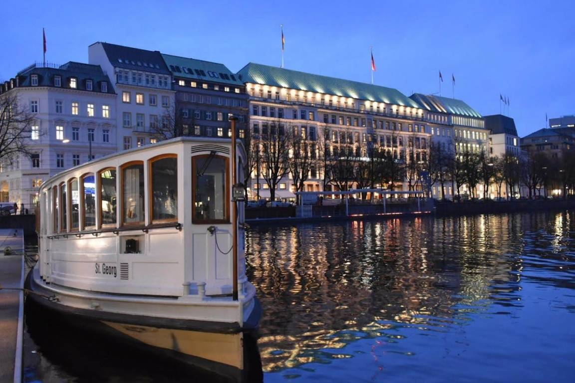 65 M² Ferienwohnung ∙ 3 Schlafzimmer ∙ 2 Gäste - Hamburg