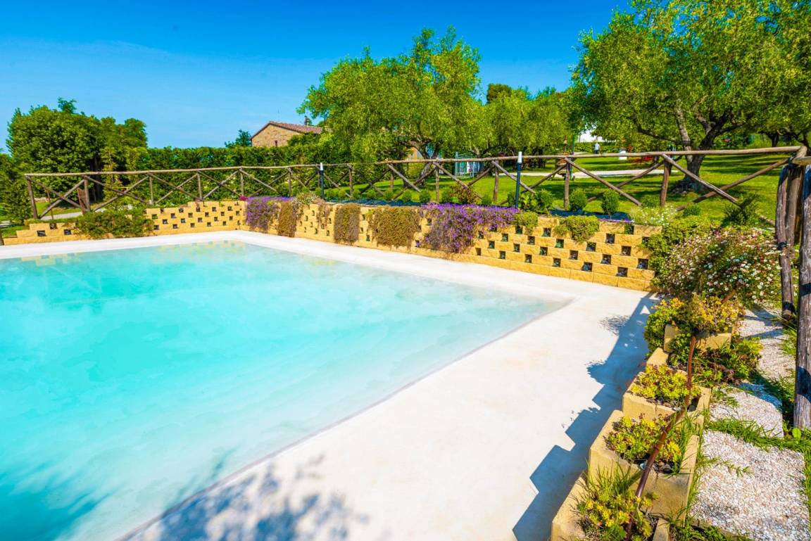 140 M² Villa ∙ 2 Bedrooms ∙ 6 Guests - Castiglione del Lago