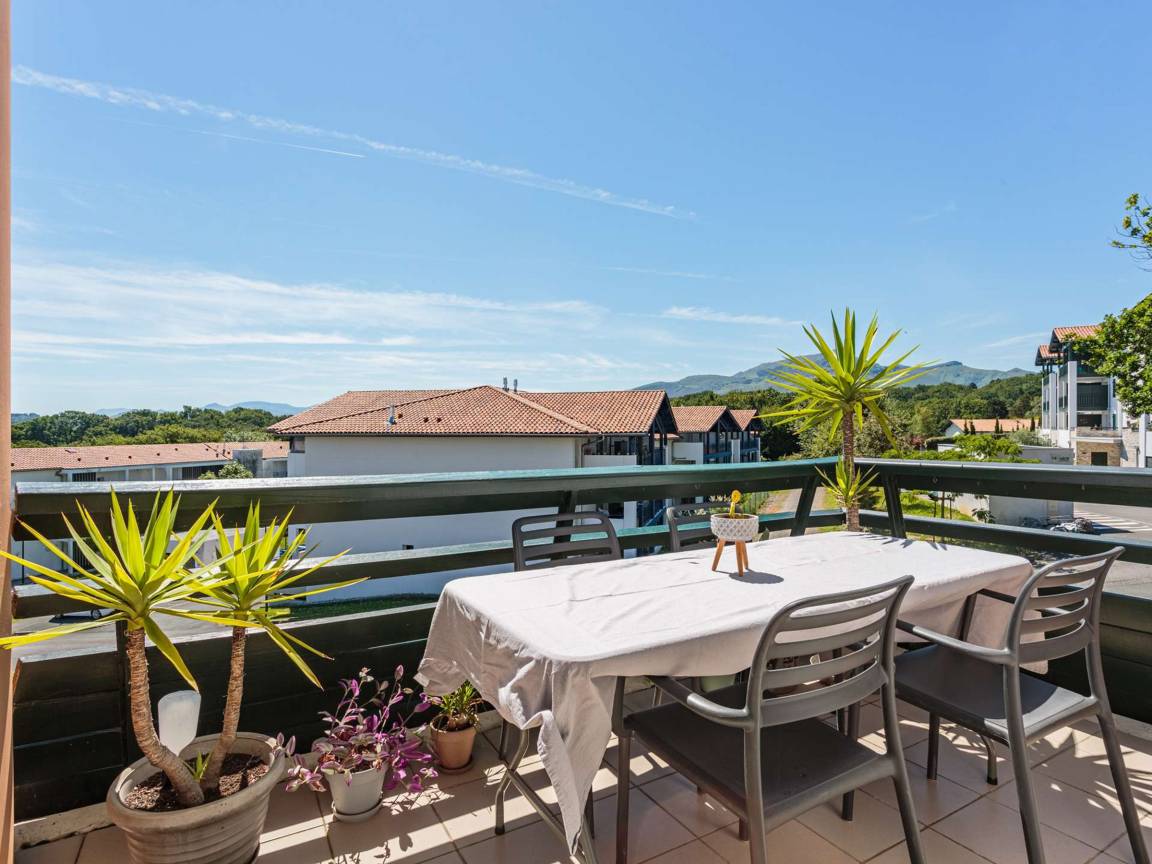 96 M² Appartement ∙ 3 Chambres ∙ 5 Personnes - Urrugne