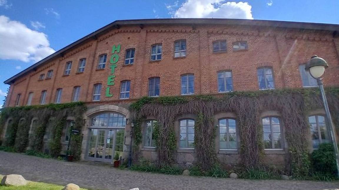 Hotel ∙ 1 Guest - Mecklenburgische Seenplatte