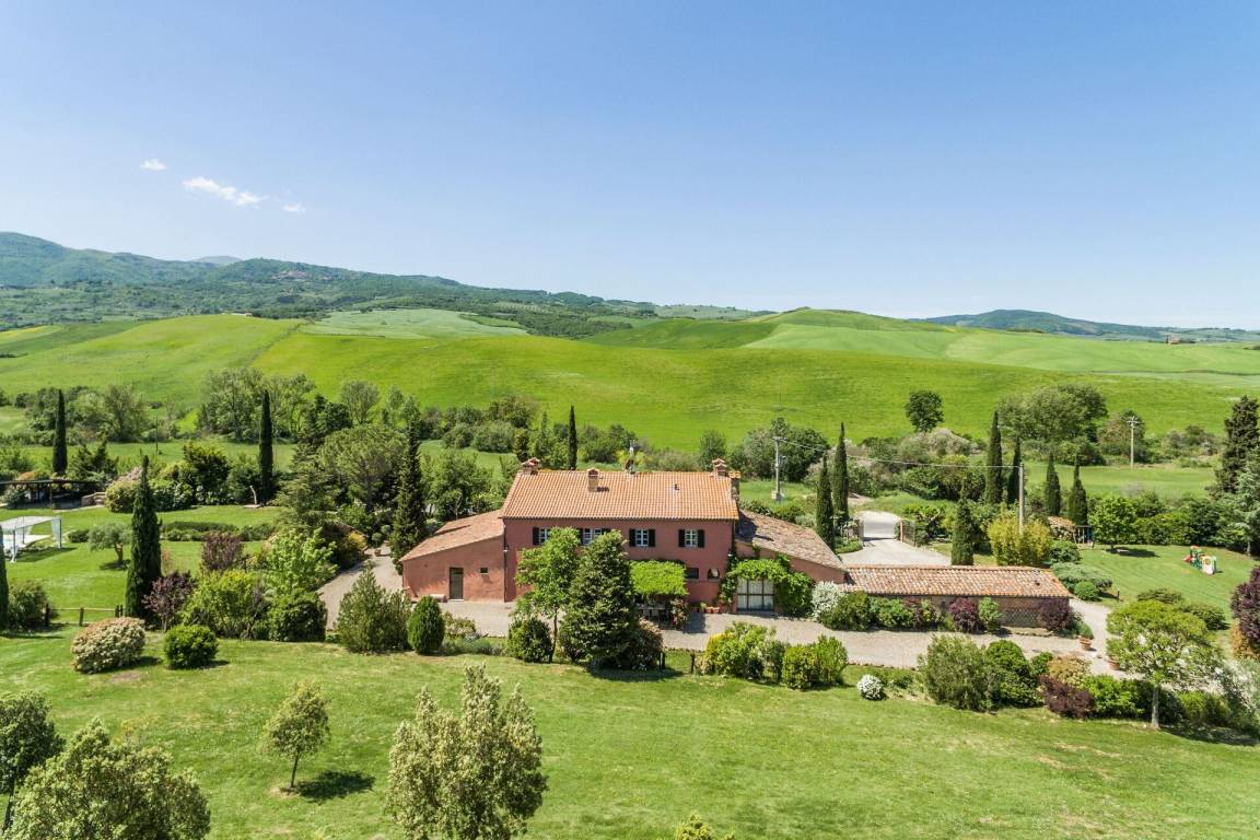 320 M² Villa ∙ 6 Bedrooms ∙ 16 Guests - Mount Amiata