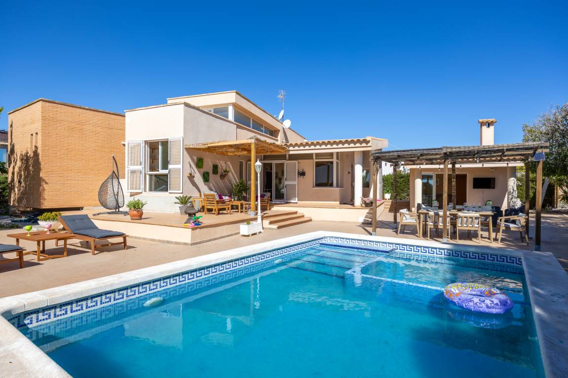 Villa ∙ 3 Makuuhuonetta ∙ 6 Vierasta - Alicante