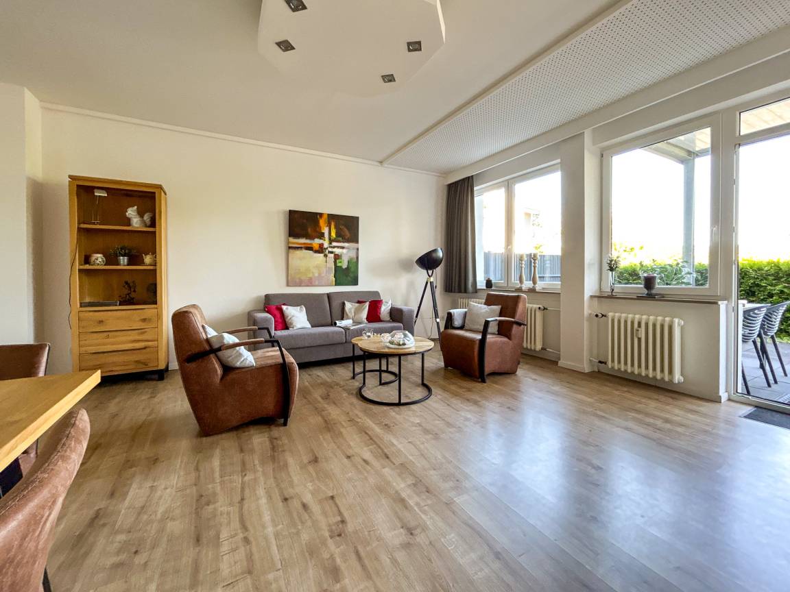 Ferienwohnung ∙ 2 Schlafzimmer ∙ 4 Gäste - Bromskirchen