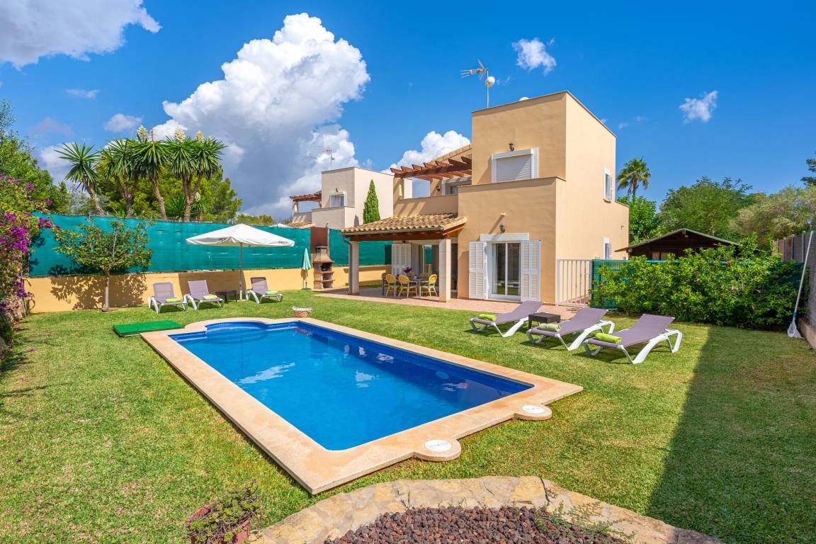 120 M² Ferienhaus ∙ 3 Schlafzimmer ∙ 6 Gäste - Cala Murada