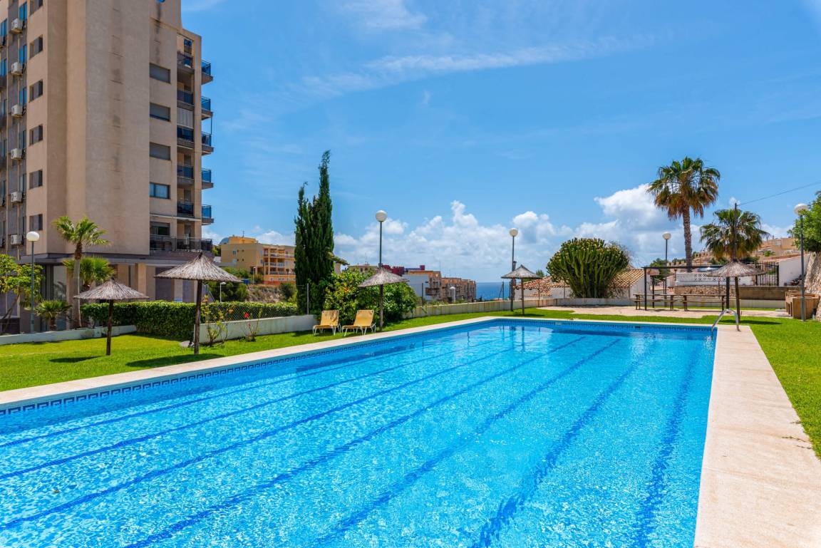 70 M² Apartamento ∙ 2 Habitaciones ∙ 4 Huéspedes - Calpe