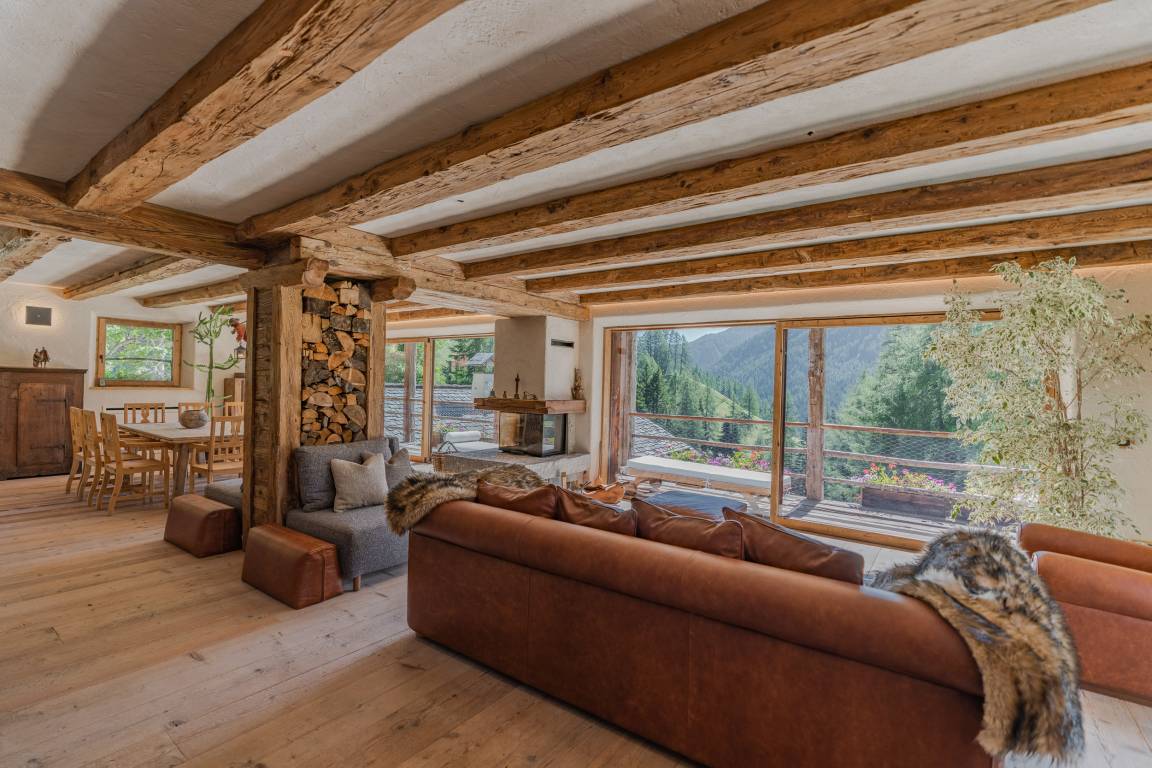 800 M² Chalet ∙ 5 Bedrooms ∙ 20 Guests - Corvara, BZ, Italy