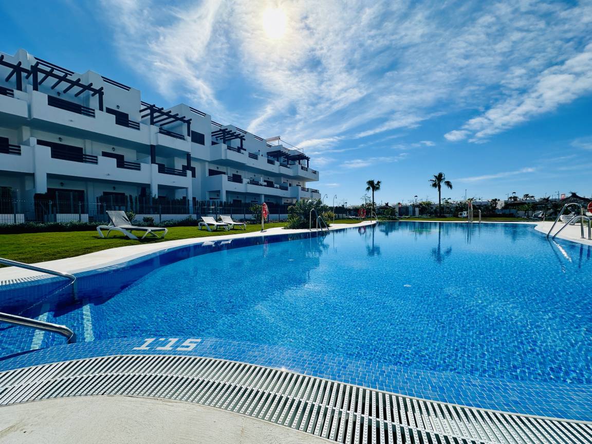 70 M² Apartamento ∙ 2 Habitaciones ∙ 4 Huéspedes - Pulpí