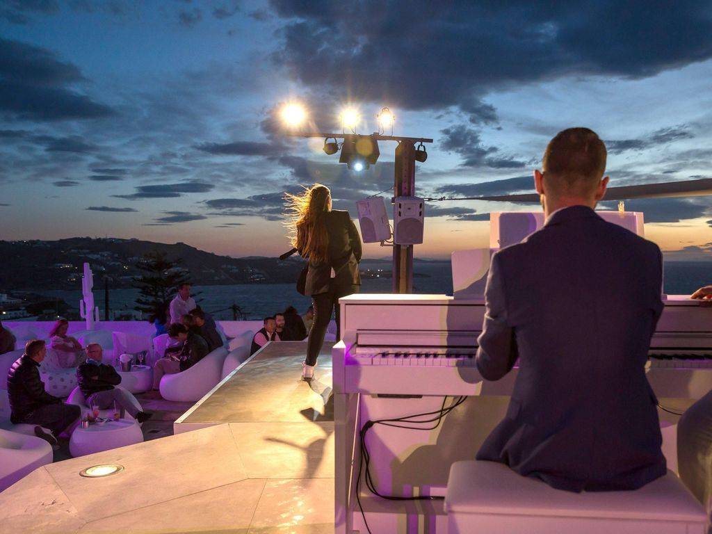 Elysium Hotel - Caters To Gay - Mykonos