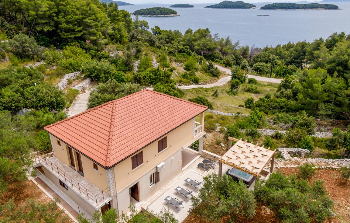 65 M² Ferienhaus ∙ 3 Schlafzimmer ∙ 6 Gäste - Vela Luka