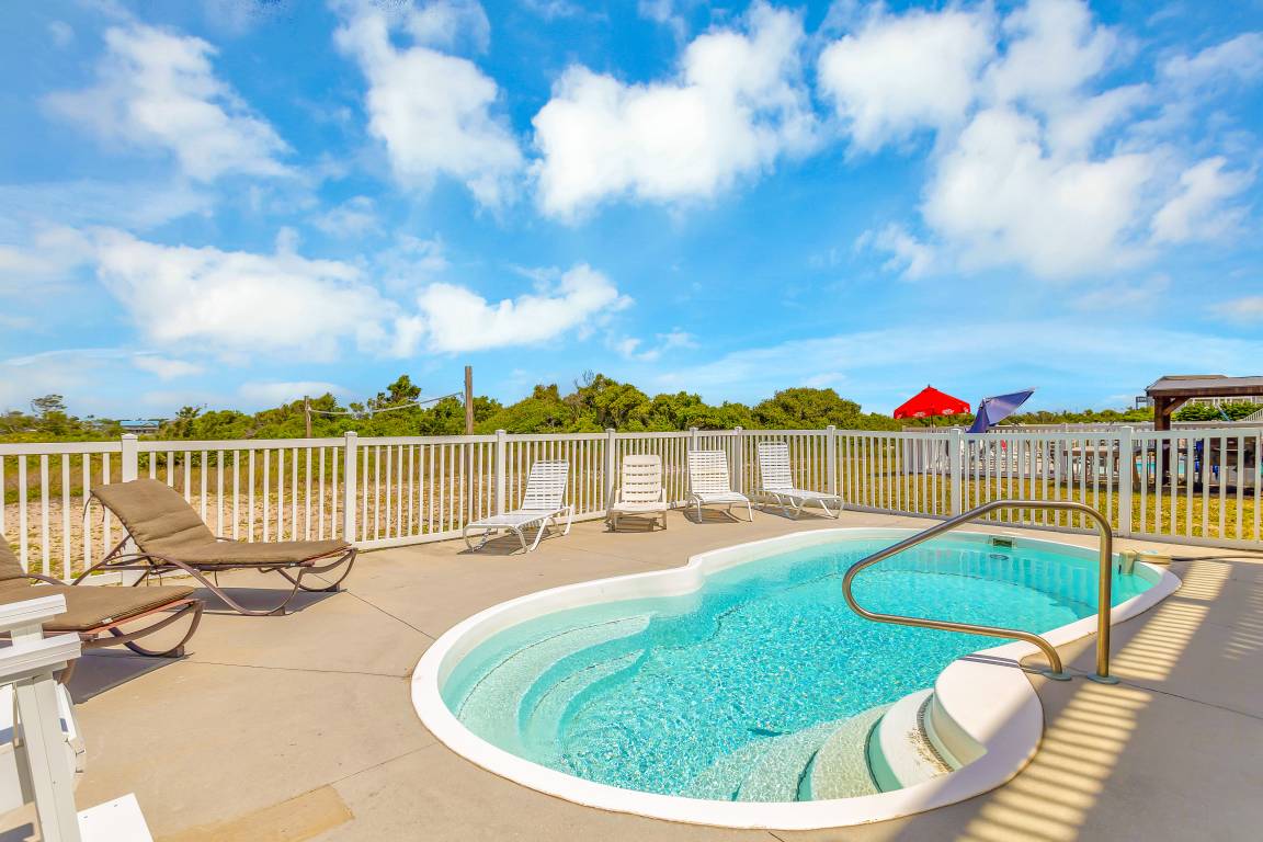 190 M² House ∙ 6 Bedrooms ∙ 14 Guests - North Topsail Beach, NC