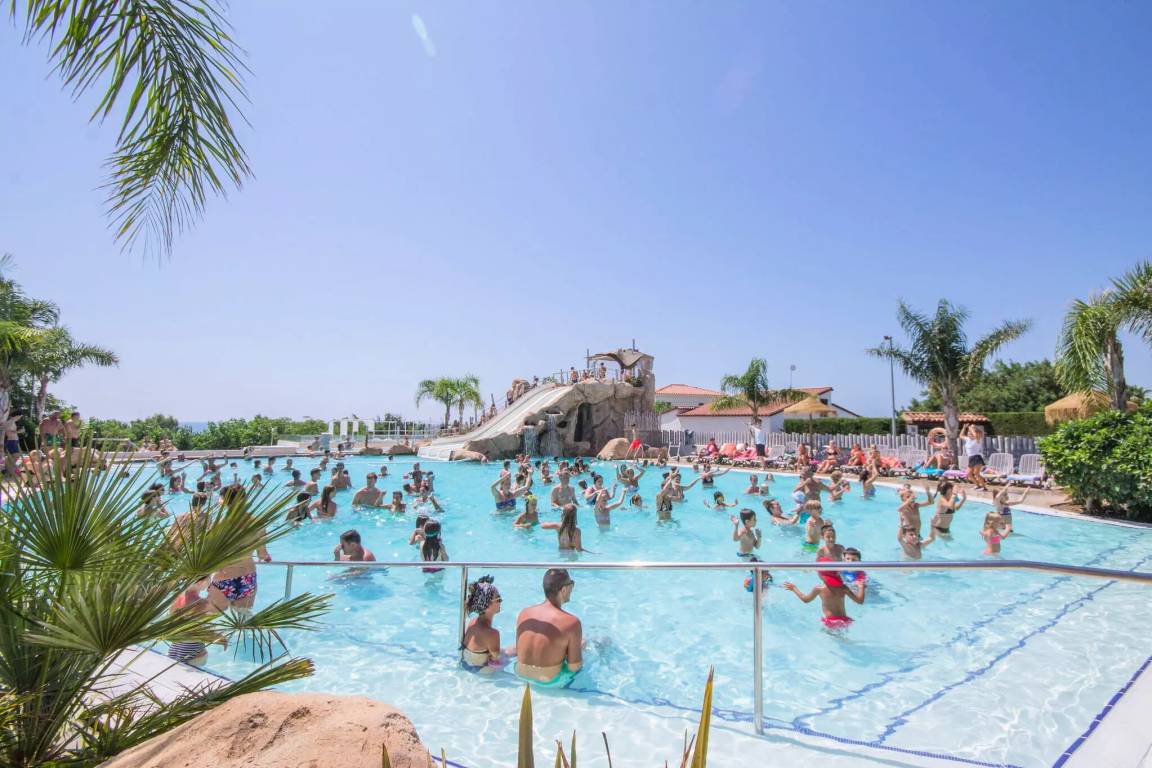 32 M² Mobil-home ∙ 2 Chambres ∙ 4 Personnes - Castelldefels