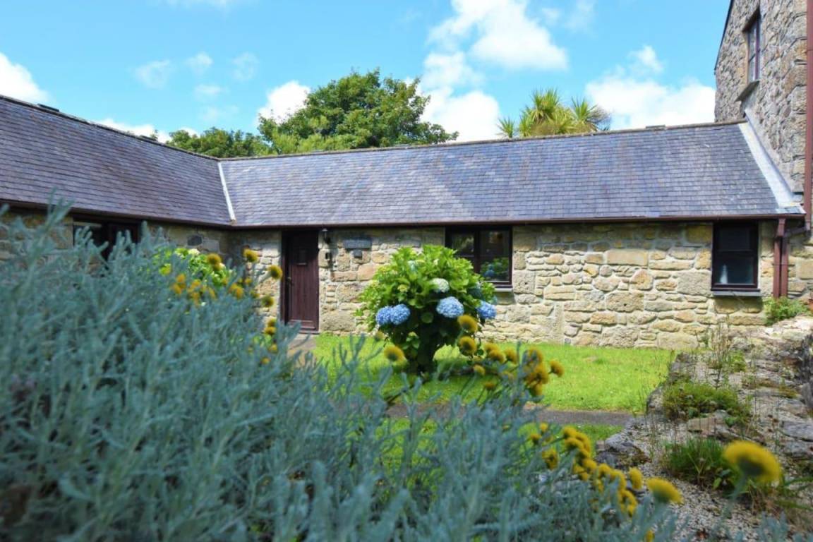 55 M² Cottage ∙ 2 Bedrooms ∙ 5 Guests - Penzance
