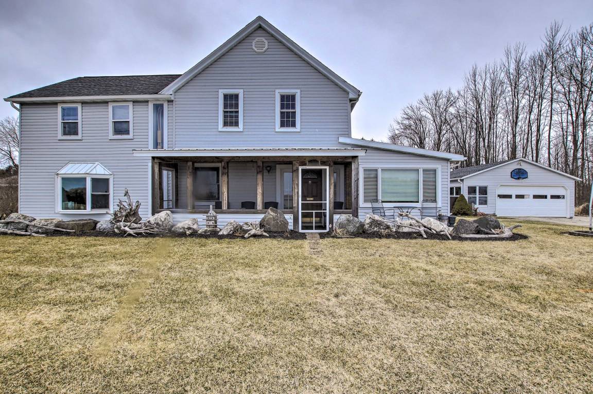 353 M² House ∙ 5 Bedrooms ∙ 10 Guests - Sheboygan, WI