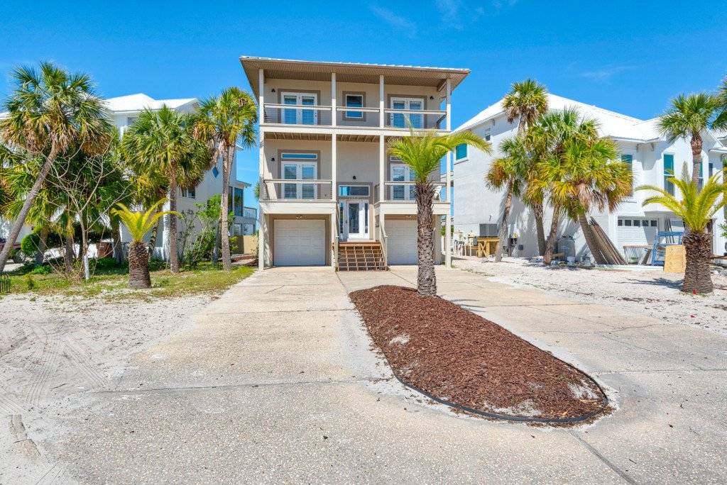 House ∙ 5 Bedrooms ∙ 10 Guests - Navarre, FL