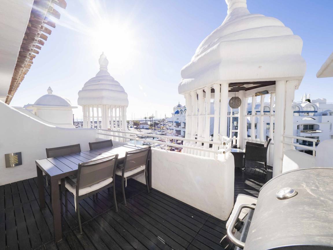 100 M² Apartment ∙ 2 Bedrooms ∙ 4 Guests - Benalmádena