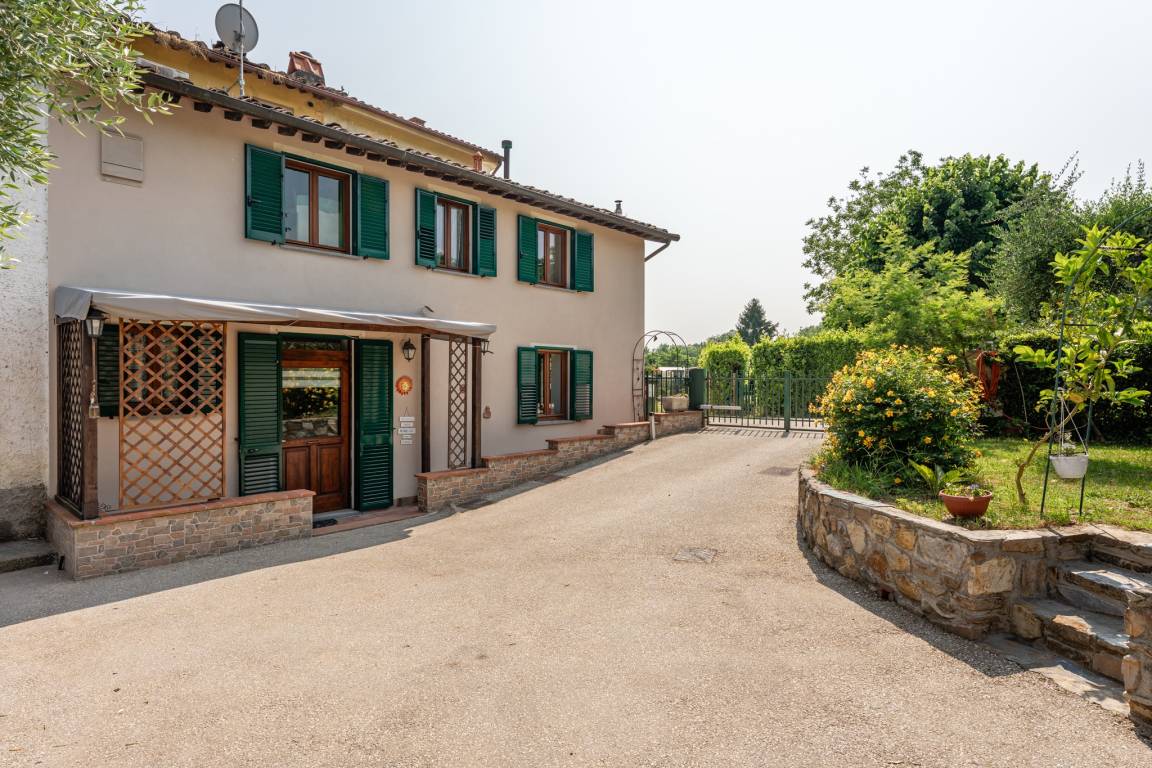 90 M² House ∙ 2 Bedrooms ∙ 6 Guests - Lucca