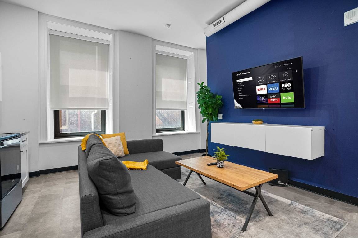 Apartment ∙ 1 Bedroom ∙ 4 Guests - National Aviary, Pittsburgh