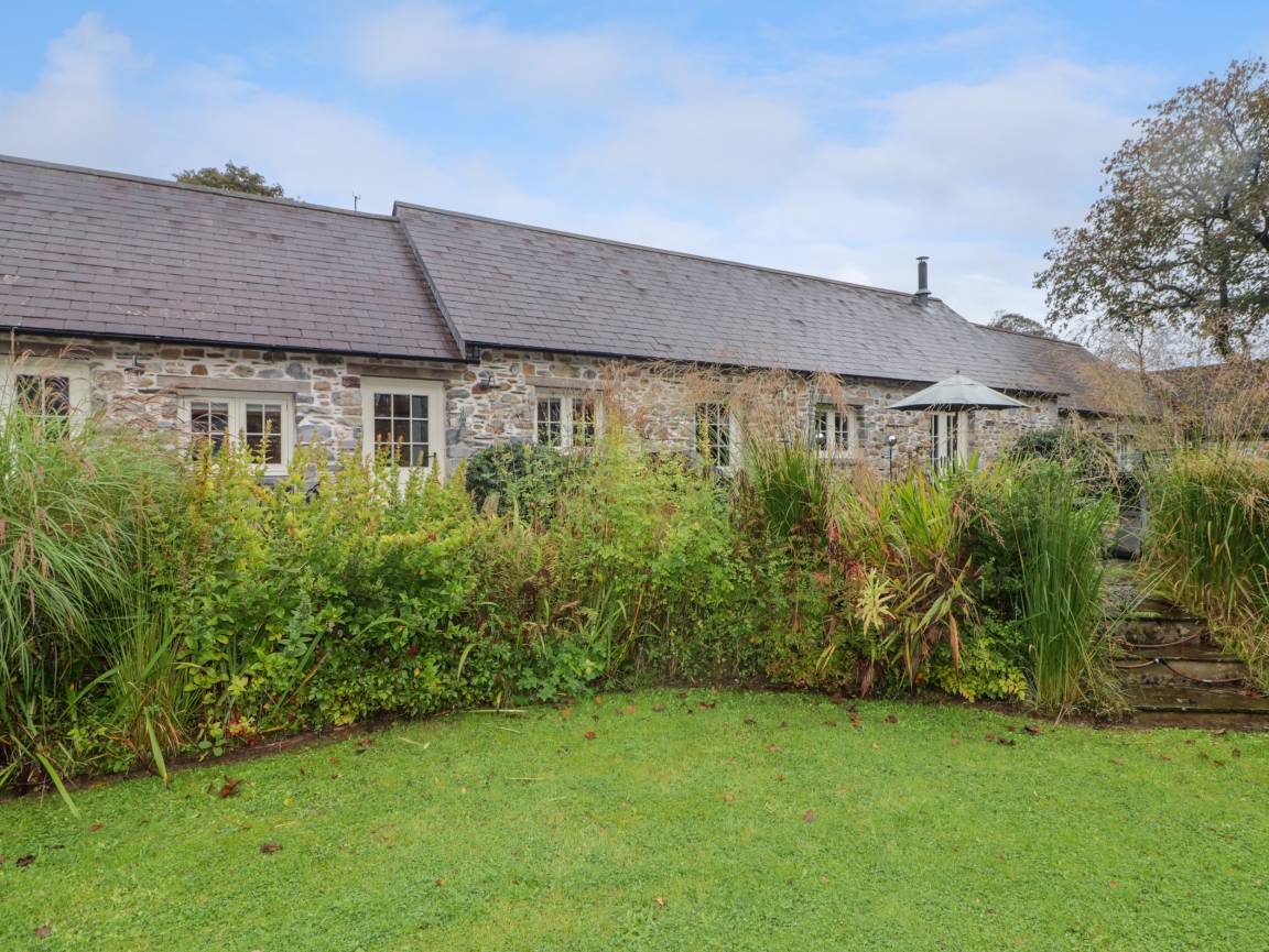 Cottage ∙ 3 Bedrooms ∙ 6 Guests - Fishguard