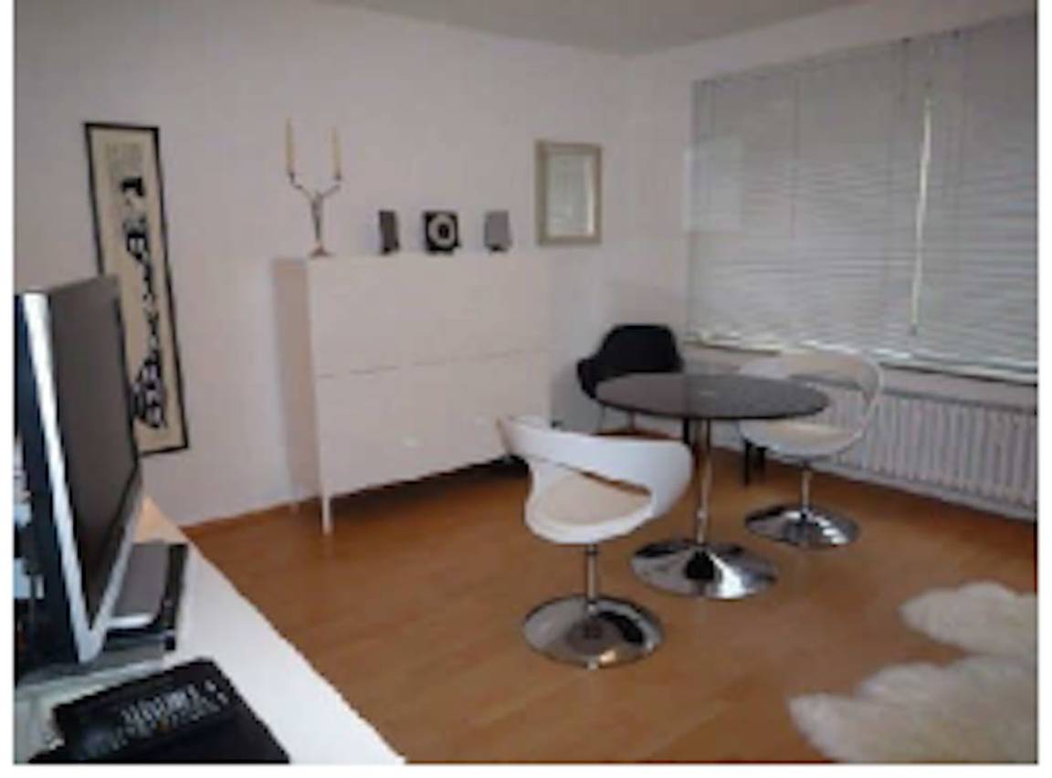 32 M² Apartment ∙ 1 Bedroom ∙ 1 Guest - Düsseldorf