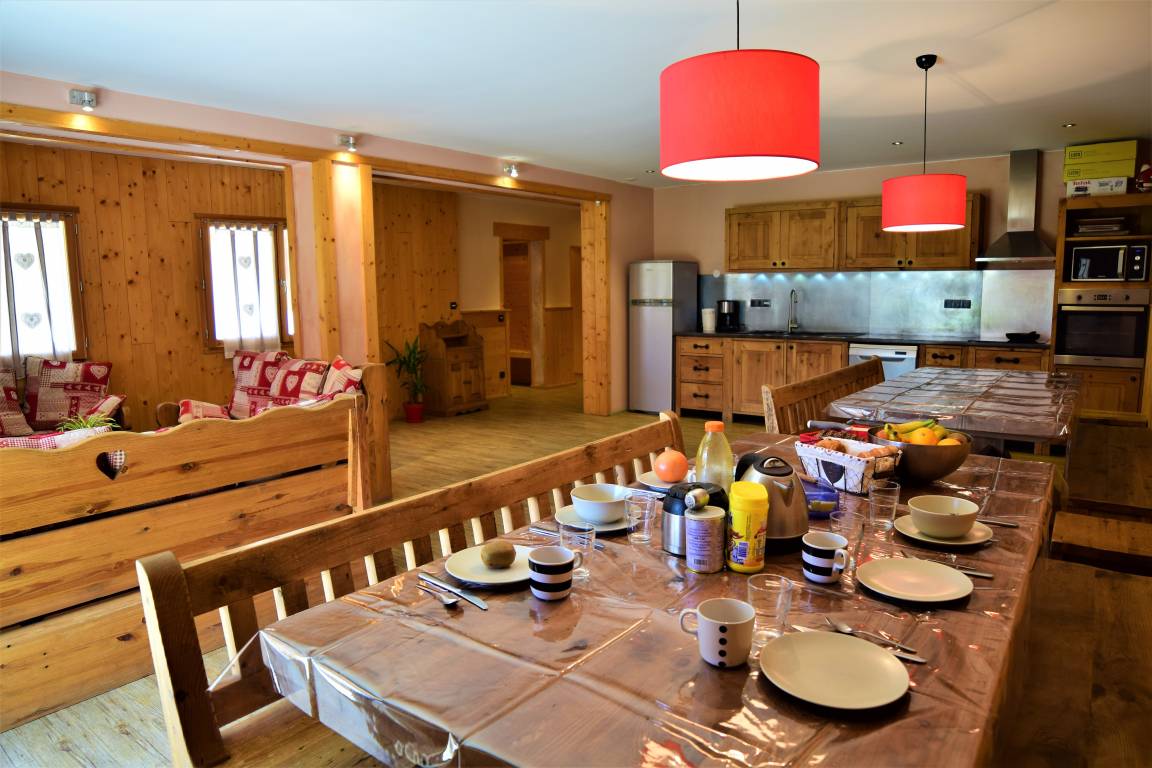 175 M² Appartement ∙ 6 Slaapkamers ∙ 20 Gasten - Rhône-Alpes