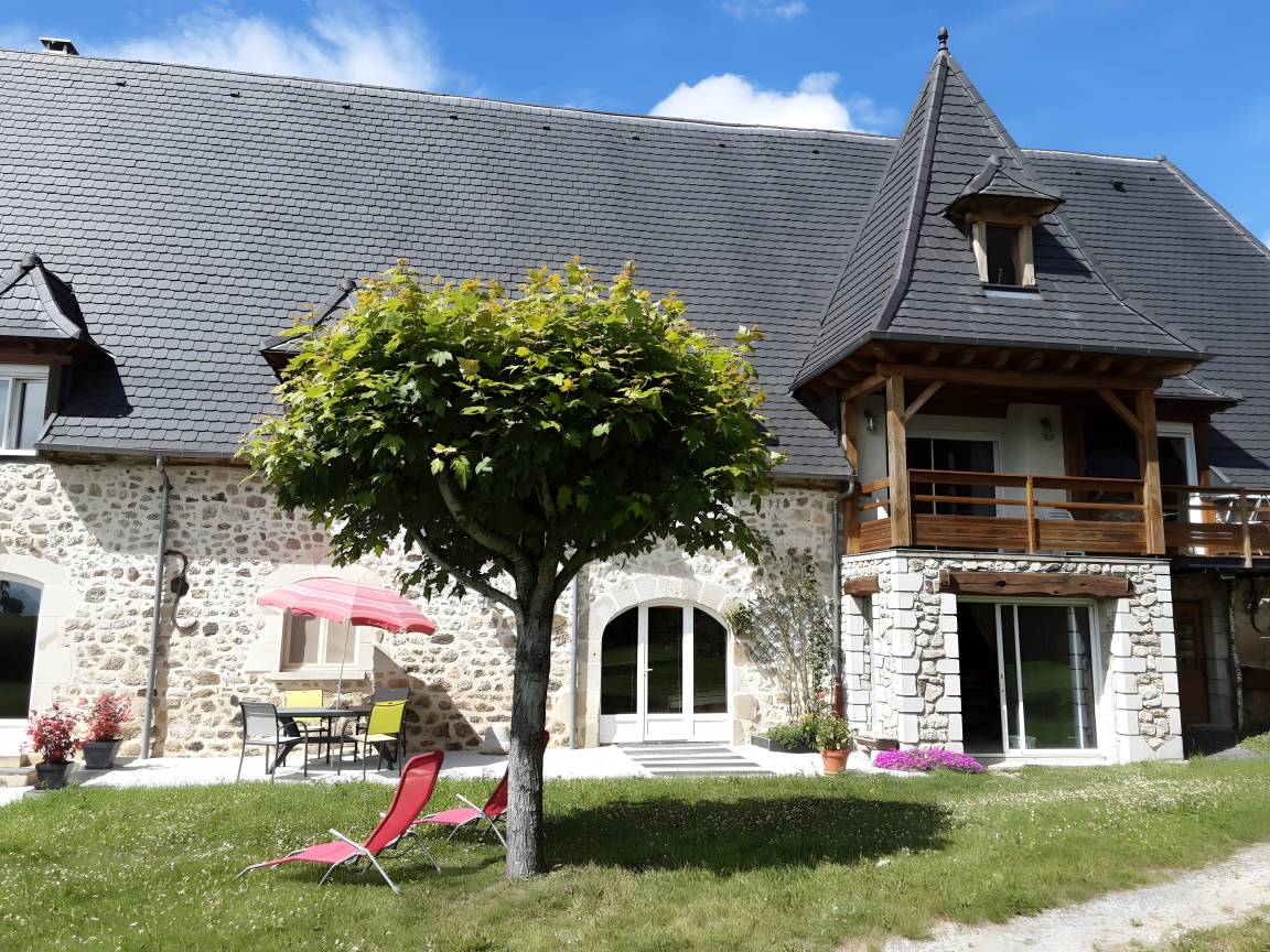 70 M² Maison De Vacances ∙ 2 Chambres ∙ 4 Personnes - Cantal