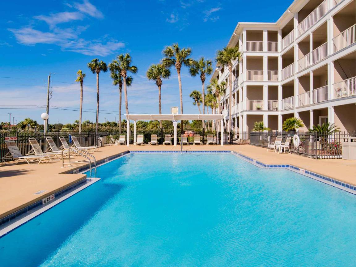 65 M² Condo ∙ 1 Bedroom ∙ 6 Guests - Warrington, FL