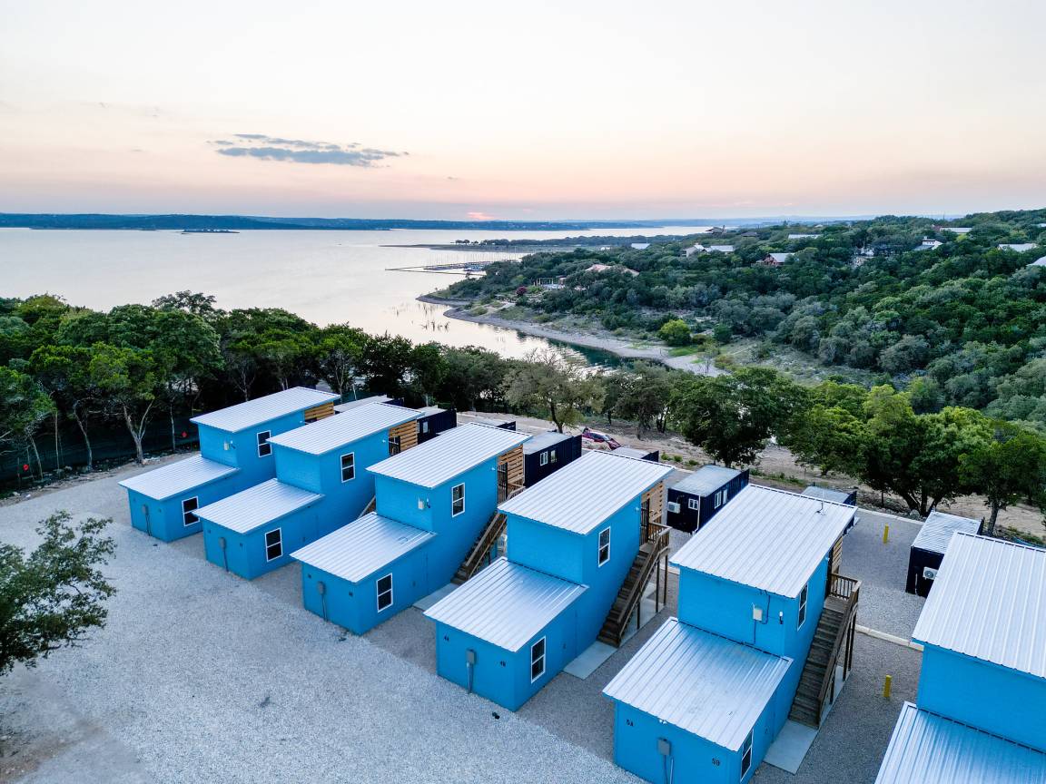 567 M² Ferienhaus ∙ 15 Schlafzimmer ∙ 30 Gäste - Canyon Lake, TX