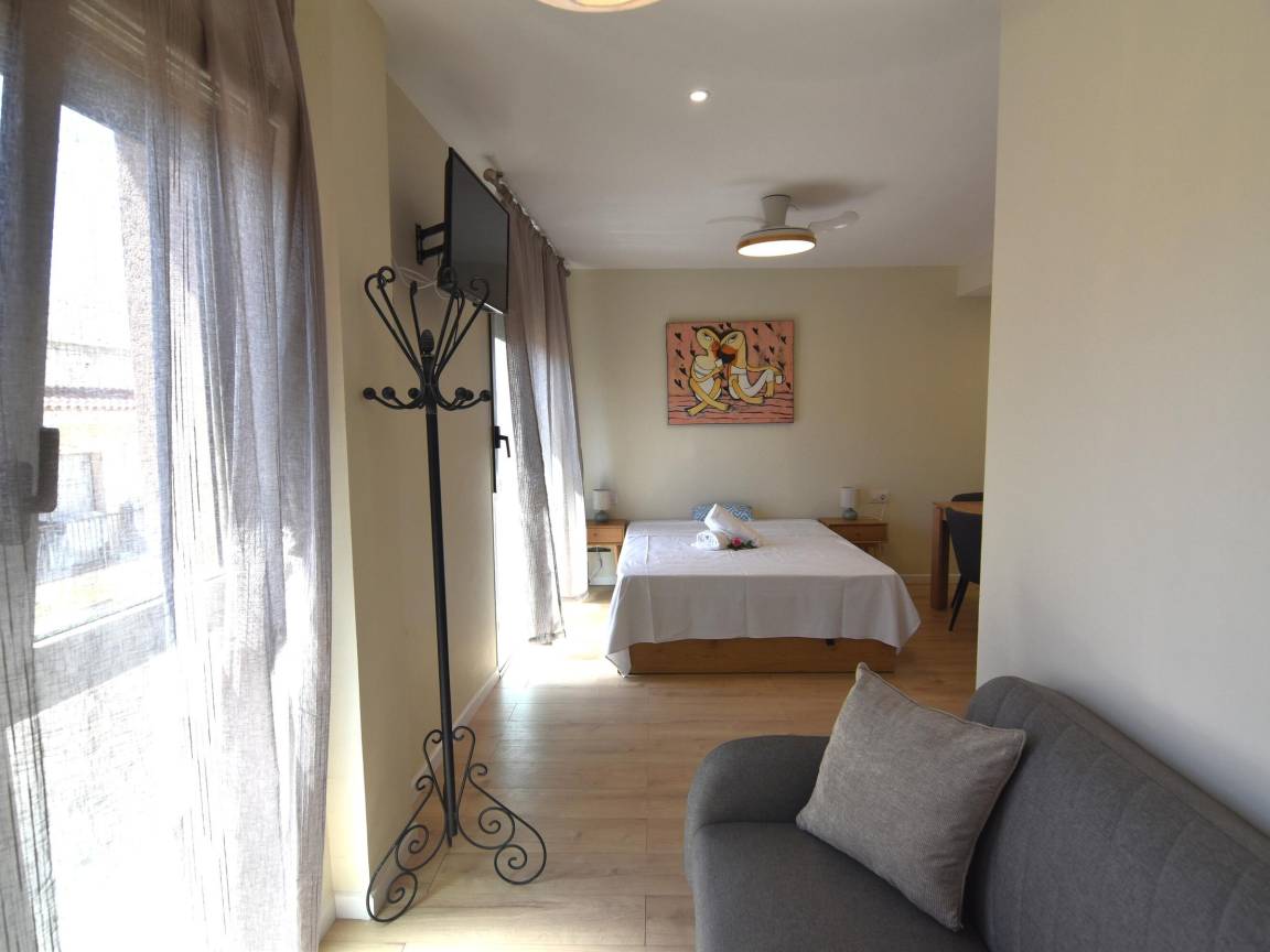 35 M² Studio ∙ 1 Chambre ∙ 3 Personnes - Roses
