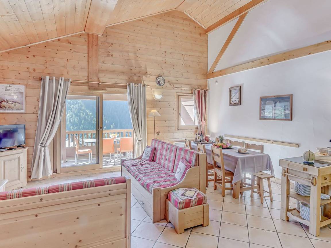 77 M² Apartment ∙ 3 Bedrooms ∙ 8 Guests - Belle Plagne