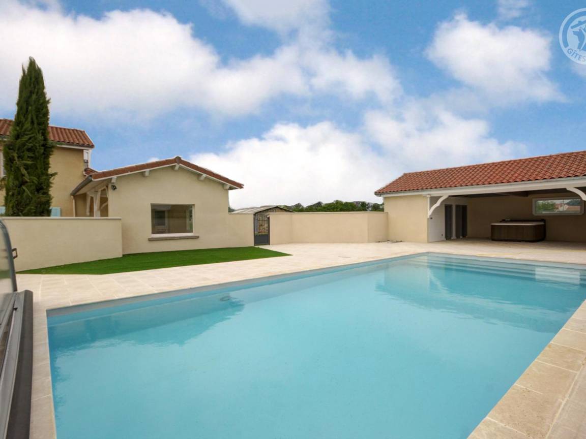 100 M² Cottage ∙ 2 Chambres ∙ 6 Personnes - Montrond-les-Bains