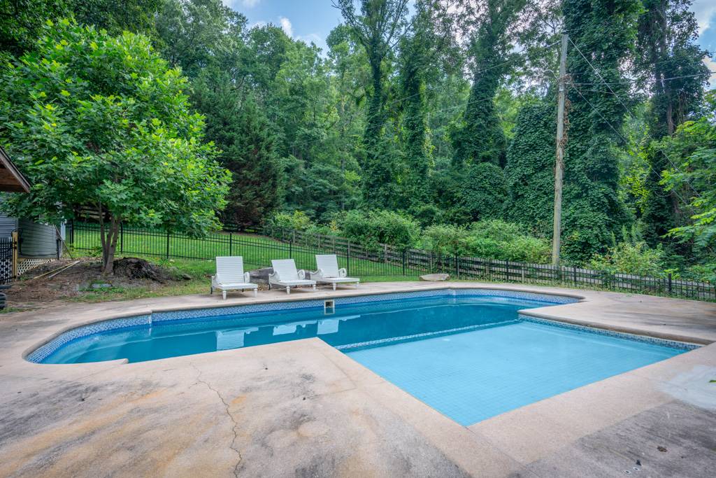 House ∙ 5 Bedrooms ∙ 14 Guests - Swannanoa, NC