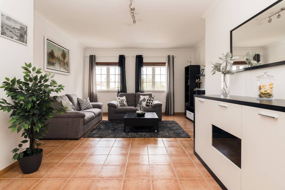 100 M² Apartment ∙ 3 Bedrooms ∙ 5 Guests - Óbidos