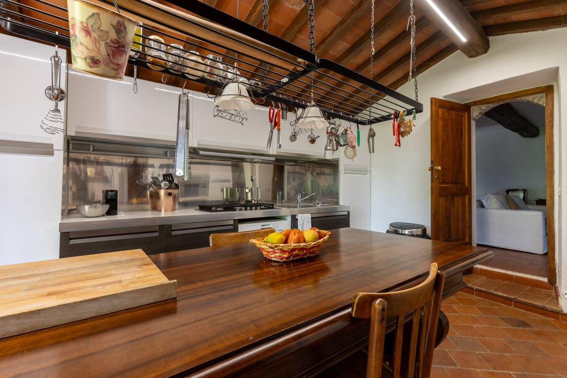 200 M² Villa ∙ 5 Bedrooms ∙ 11 Guests - Radda in Chianti